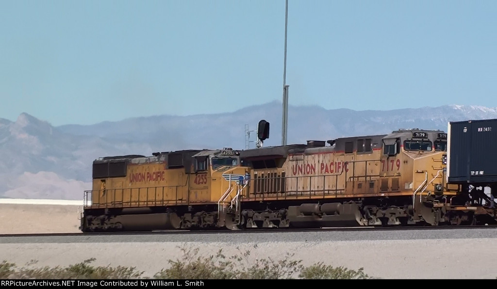 EB Intermodal Frt Btwn Valley & Dike NV (54)